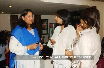 Shobhana, Kaminani and Dinaz at the lunch party hosted by Maya Shanker ...