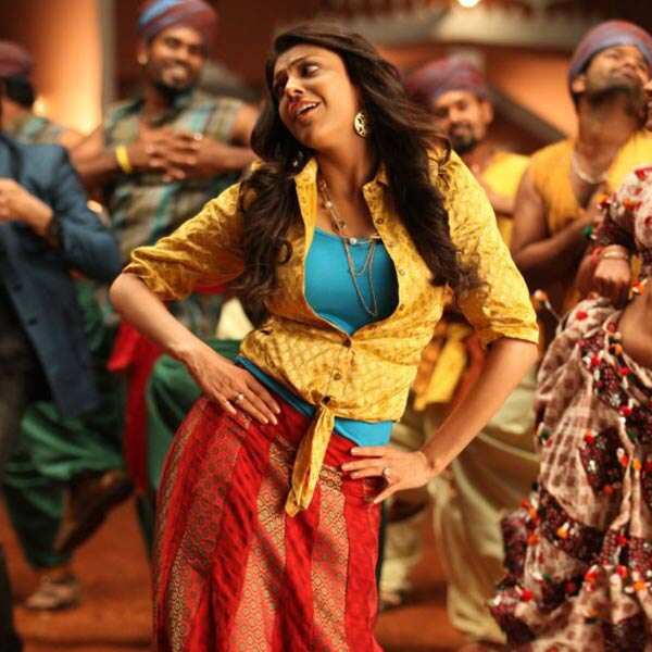 Kajal Aggarwal in a still from the Tamil movie Saar Vanthara