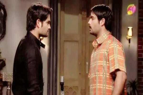 Top 5 actors’ double role on Television