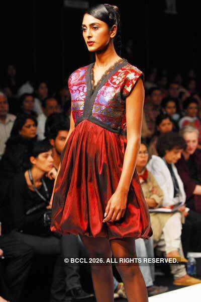 Sampada Inamdar displays an outfit from designer Niki Mahajan's fall ...