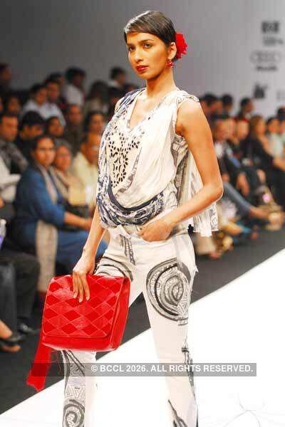 Sampada Inamdar displays an outfit from designer Ritu Kumar's fall ...