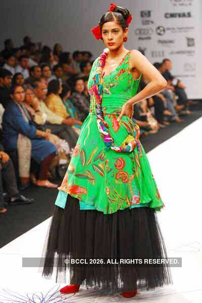 Sampada Inamdar displays an outfit from designer Ritu Kumar's fall ...