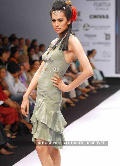 Sonalika Sahay displays an outfit from designer Rina Dhaka's fall ...