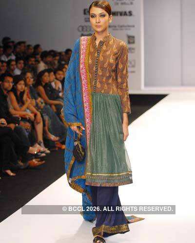 Sanea Sheikh displays an outfit from designer Priyaa Awasthy's fall ...