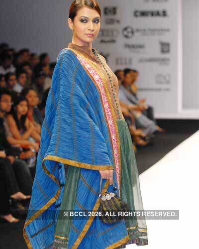 Sanea Sheikh displays an outfit from designer Priyaa Awasthy's fall ...