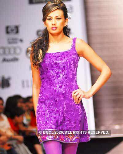 Sunil Sethi and daughter shake a leg on th ramp during the showcase of ...