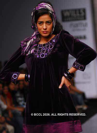 Pia Trivedi displays outfit from Renu Tandon's fall/winter collection ...