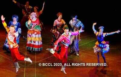 Performance: Russian Folk dancers Photogallery - ETimes