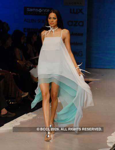 A model displays an outfit from Wendell Rodrick's autumn/winter ...