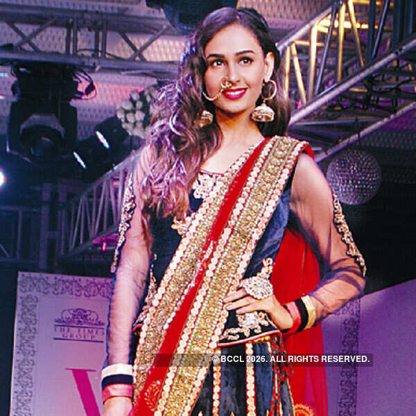 Hasleen Kaur turns showstopper