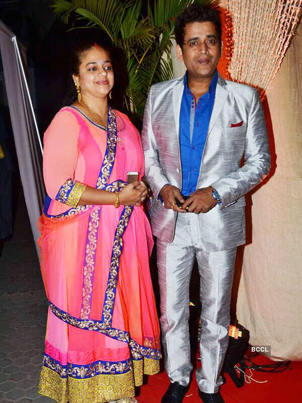 Ravi Kishan with wife at Rajiv and Megha's wedding reception, held at ...