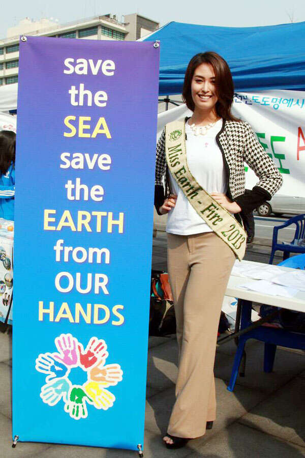 Miss Earth Fire 2013 appeals to save sea, earth
