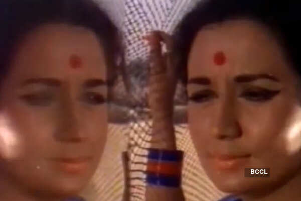 Nanda: 10 evergreen songs of the late actress