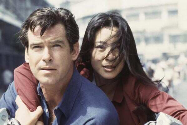 Top 10 Hottest Bond Girls The Times Of India