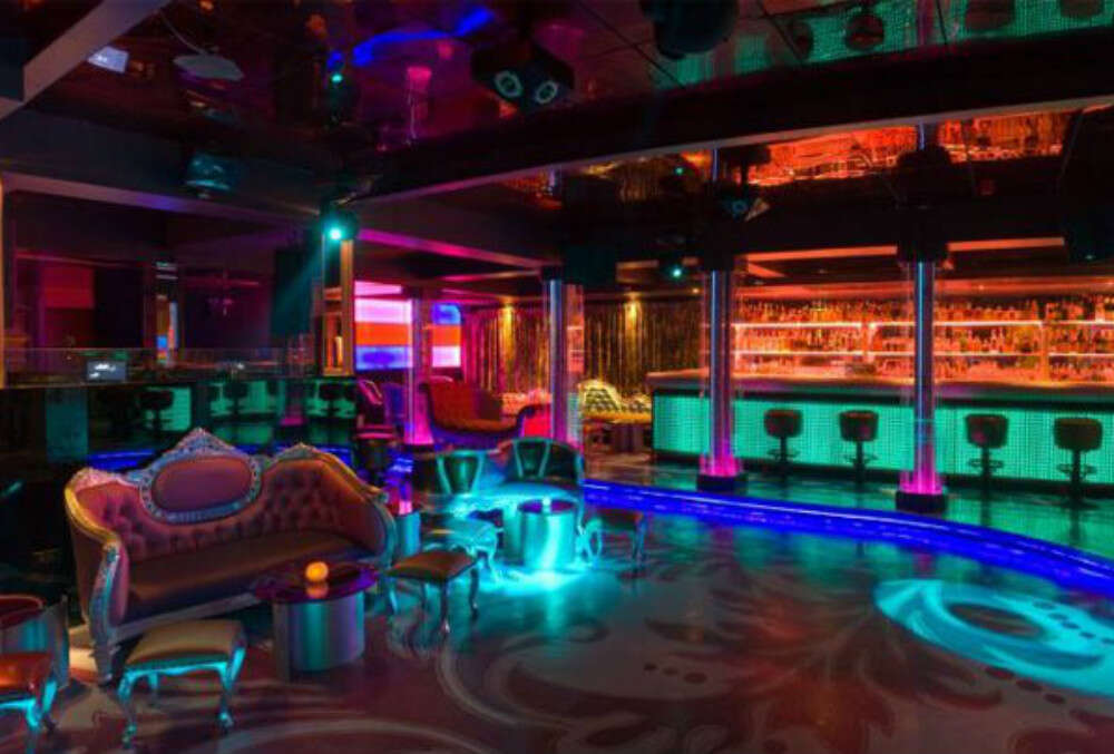 Q Bar, Bangkok - TimesTravel