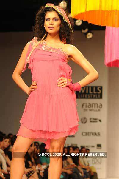 Garima Parnami presents a creation by designer Rina Dhaka's Spring ...