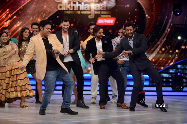 Sunny Leone and Humshakals star cast on Jhalak Dikhhla Jaa