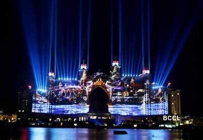 Opening: Atlantis... Pics | Opening: Atlantis... Photos | Opening ...