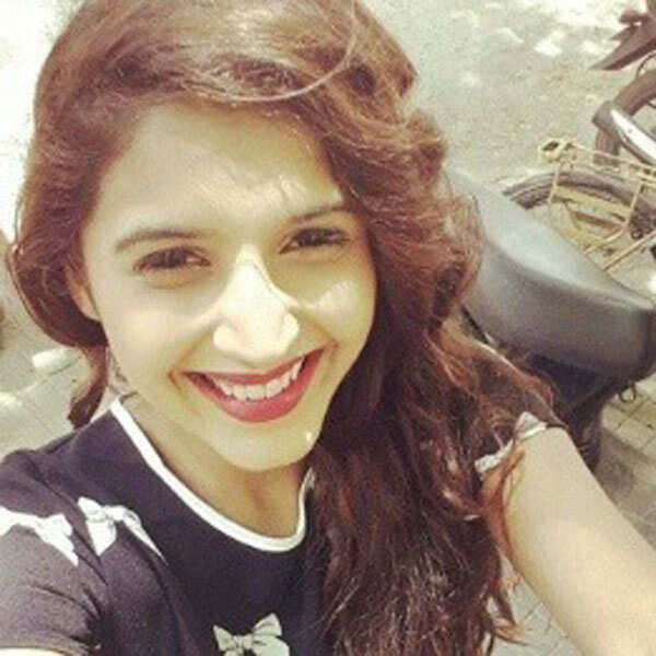 7 hot Miss Diva 2014 selfie finalists