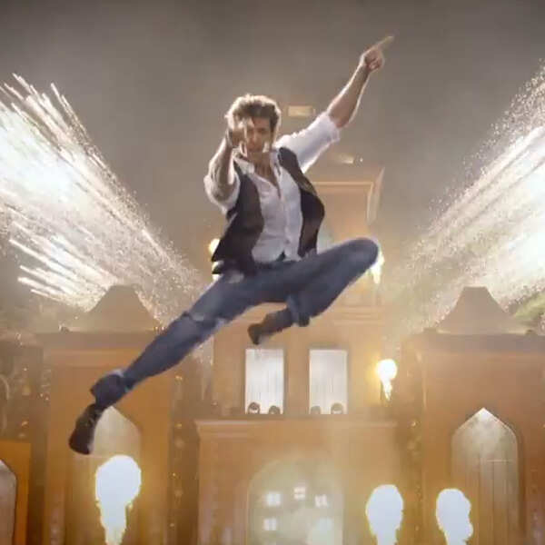 Hrithik Roshan in a still from Bollywood movie Bang Bang.
