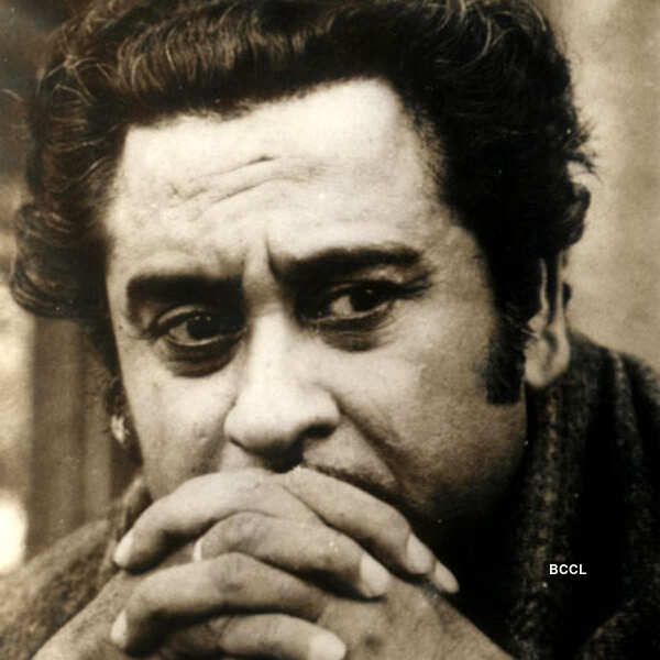 Kishore Kumar died on the birthday of his eldest brother Ashok Kumar.