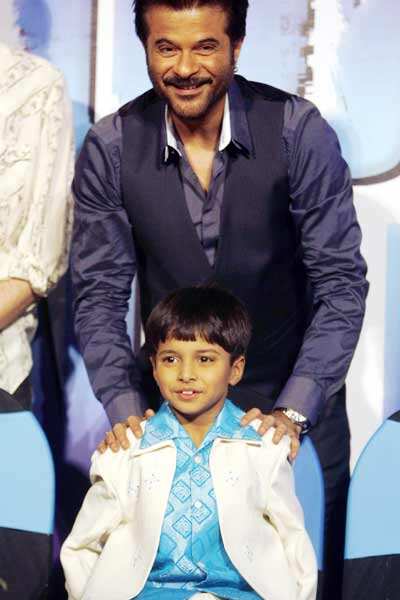 'Slumdog Millionaire' Movie Photos | 'Slumdog Millionaire' Movie Stills ...