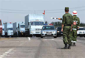 Russian aid convoy crosses into Ukraine