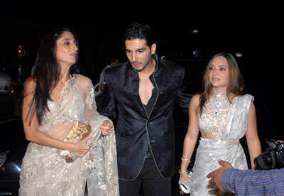 Suniel Shetty with wife Mana at Amrita Arora and Shakeel Ladakh's ...