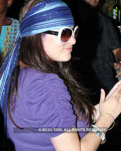 Farhat Jamal and AD singh during Alliance Francaise's party held at AI ...