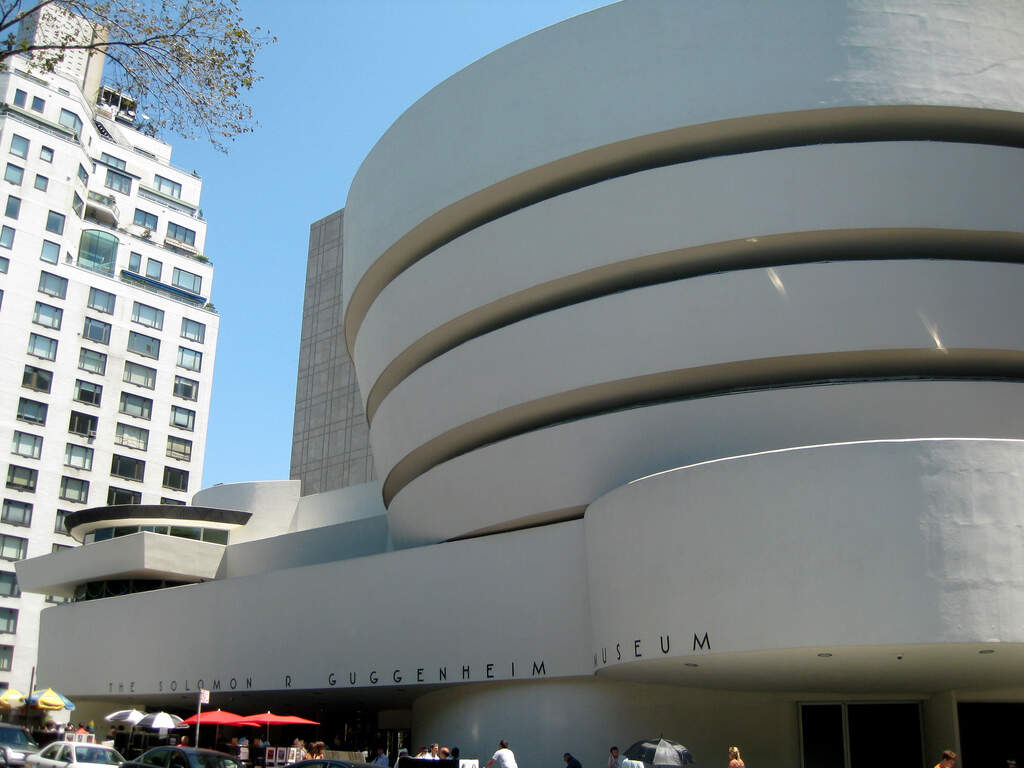Solomon R. Guggenheim Museum, New York - TimesTravel