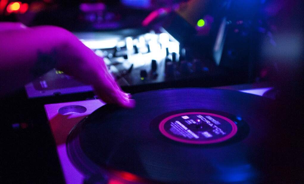 Drop, Hong Kong - TimesTravel