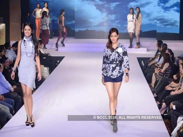 fbb Femina Miss India Kolkata 2015: fbb Fashion Round