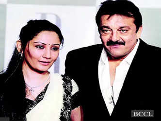 Manyata plans a surprise for Sanjay Dutt