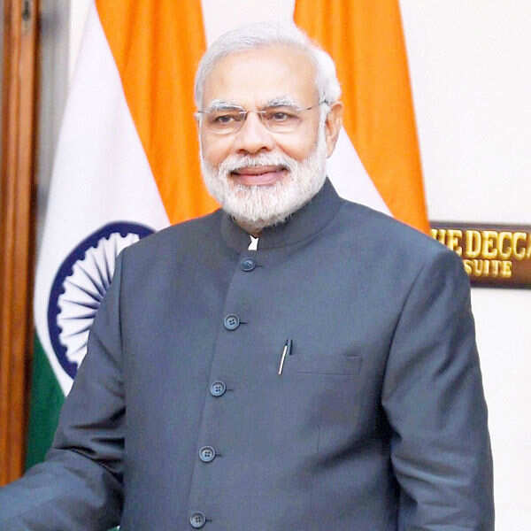 Modi heaps praises on Sharad Pawar Photogallery - ETimes