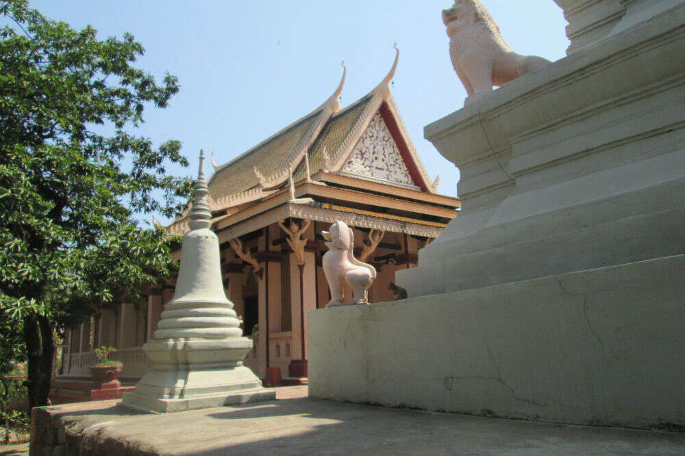Wat Phnom, Phnom Penh - TimesTravel