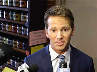 Aaron Schock resigns amid questions about spending