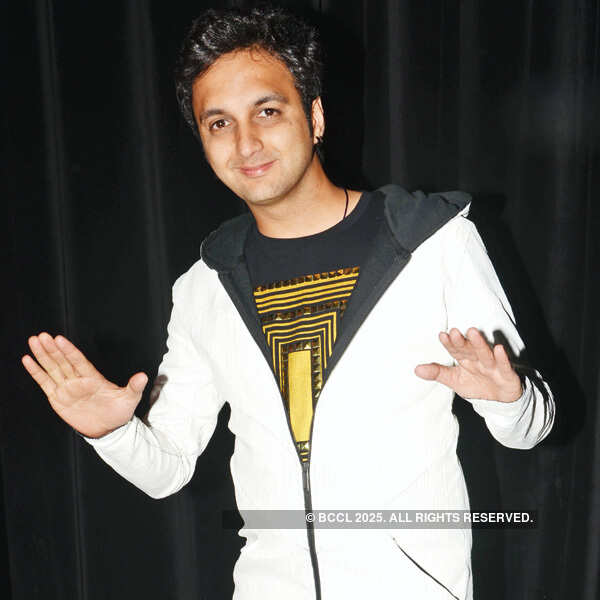 DJ Sumit Sethi's dance party- The Etimes Photogallery Page 10