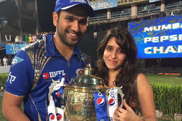 IPL 2015 finals: Mumbai Indians lift the trophy | The Times of India