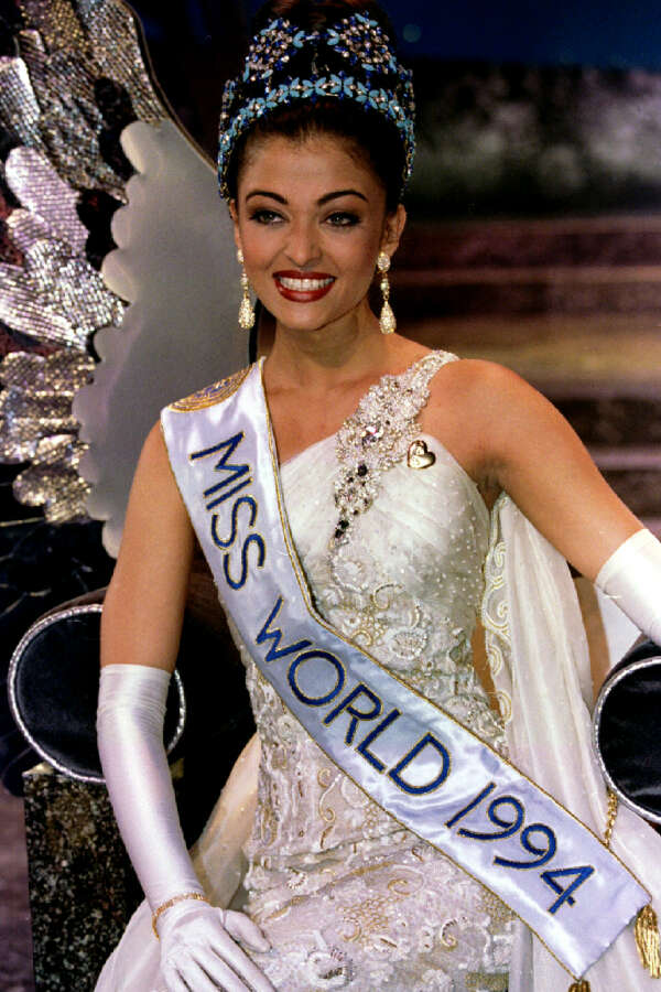 Winning answers by beauty queens at world pageants