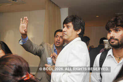 Azad Shatru and Ritu Azad Shatru at Anjanna Kuthiala's tribute to ...