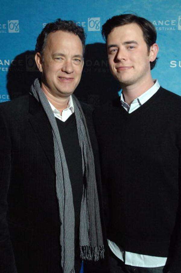 Cast Away Actor Tom Hanks Oldest Son Colin Hanks