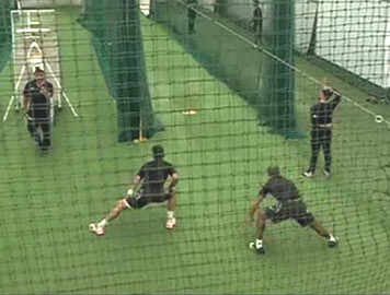 Indian cricket team holds practice sessions in Colombo