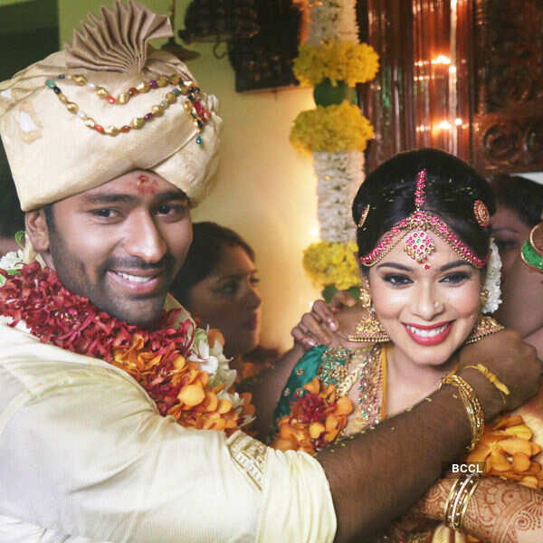 Shanthanu Bhagyaraj and Keerthi during their wedding ceremony