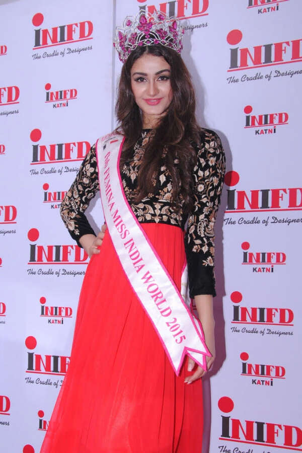 Beauty queen Aditi Arya dazzles at the iNIFD event