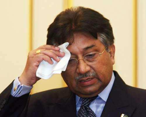 Musharraf threatened Benazir, testifies American journo Mark Seigel