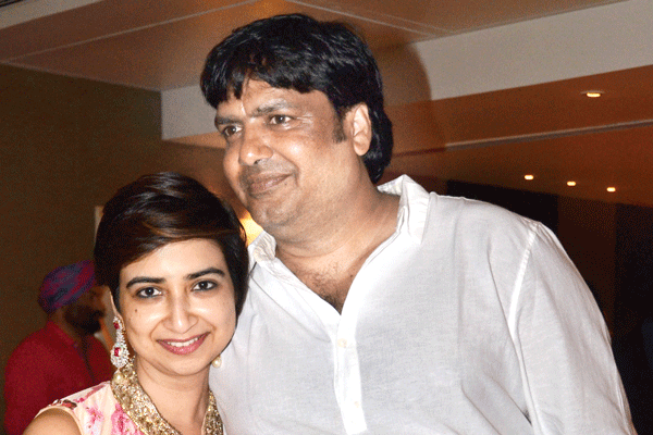 Rashmi Sharma's special birthday cake for her director husband