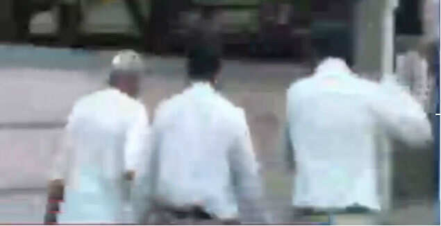 Man Beheads Wife Walks On Road With Her Head