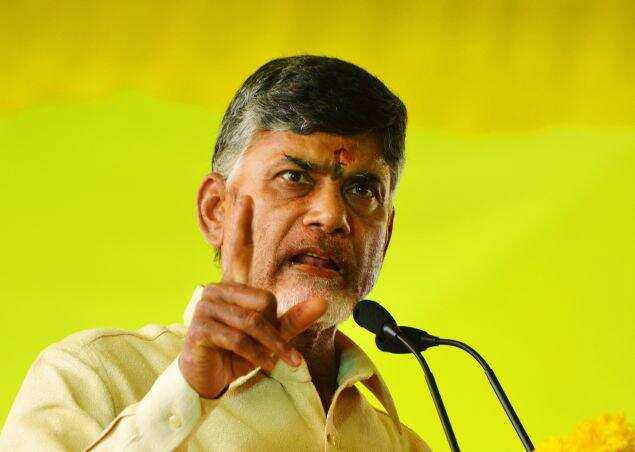 Andhra CM announces Rs 15 cr for police family welfare