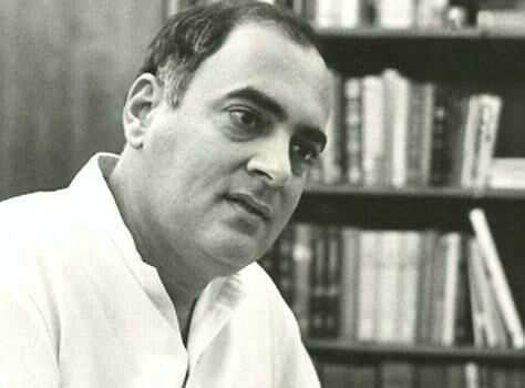 Rajiv Gandhi backed Chandra Shekhar over Pranab Mukherjee as PM: M L ...