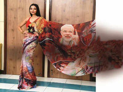 Modi unfurls on a saree pallu | The Times of India
